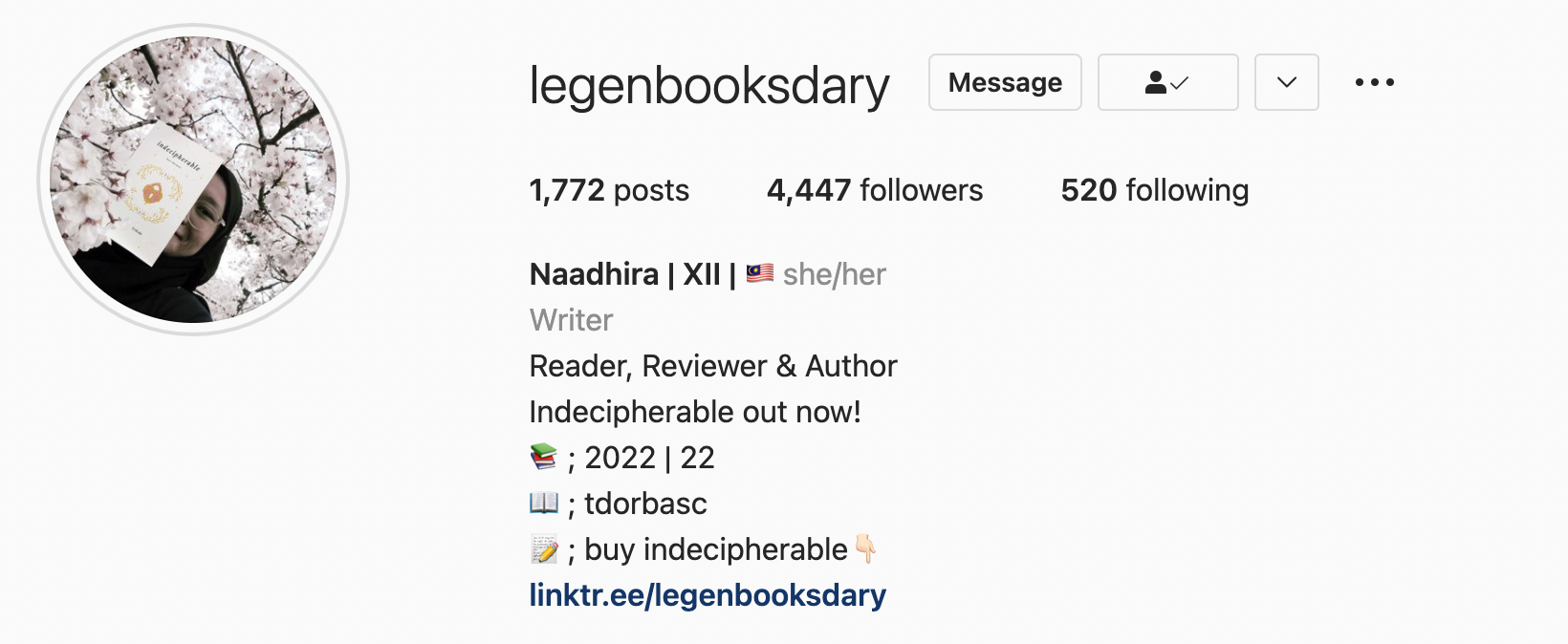 8 Unique Bookstagram Bio Ideas To Gain Followers In 2023